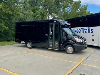14 Passenger - Yankee Trails - Albany, NY