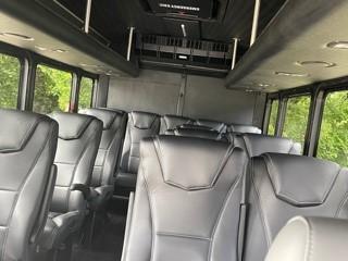 14 Passenger - Yankee Trails - Albany, NY